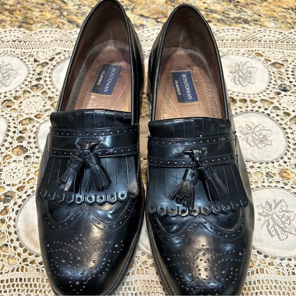 Bostonian | Shoes | Bostonian Black Tassel Loafers | Poshmark